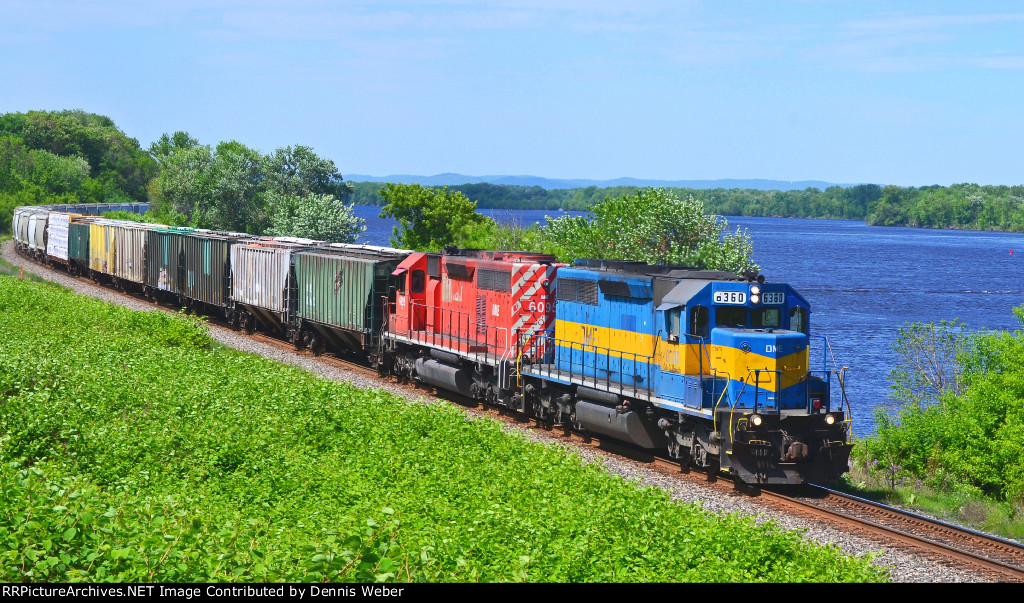 DM&E 6360, CP's River Sub.